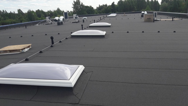Smoke extraction hatches | Flat-roof windows | Smoke extraction systems ...